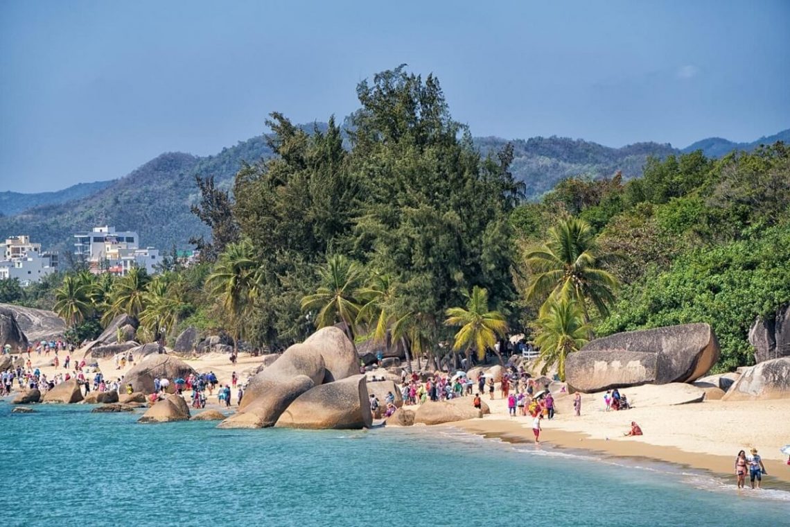 17 Tempat Wisata Terkenal di Hainan China • Wisata Muda