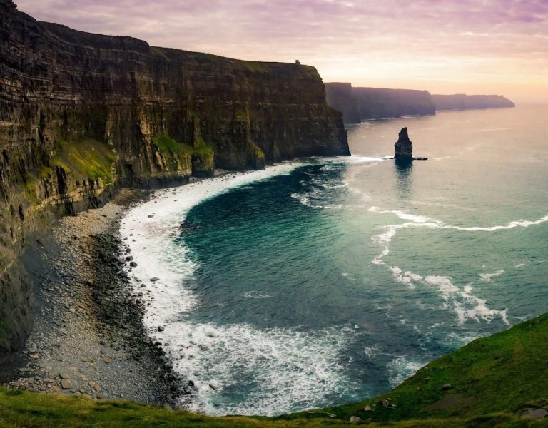 25 Tempat Wisata Terbaru di Irlandia (2024)